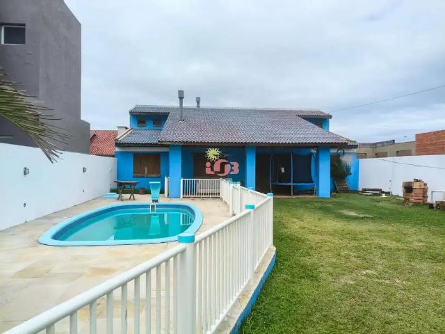 Casa / Sobrado para Venda em Imbé/RS Centro 2 Quartos