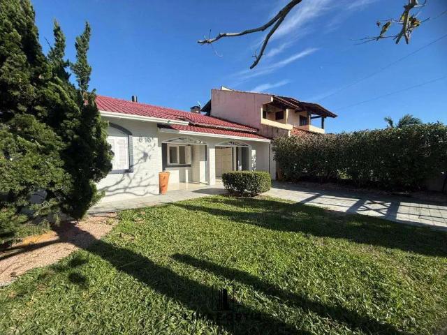 Casa / Sobrado para Venda em Imbé/RS Centro 3 Quartos