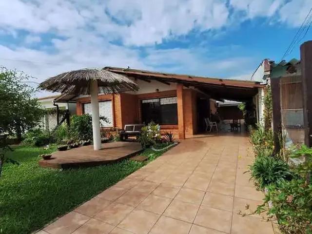 Casa / Sobrado para Venda em Imbé/RS Centro 3 Quartos