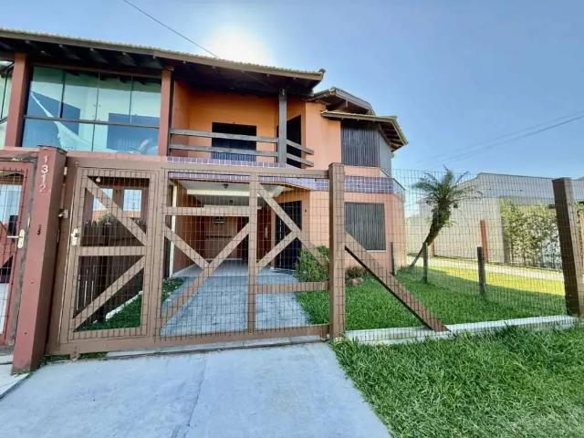 Casa / Sobrado para Venda em Imbé/RS Centro 3 Quartos