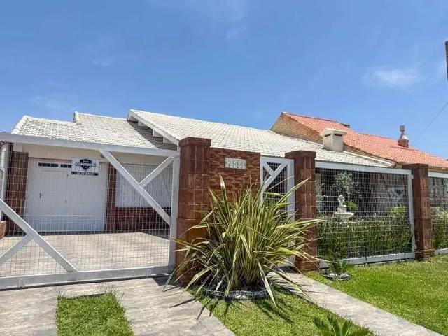 Casa / Sobrado para Venda em Imbé/RS Centro 3 Quartos