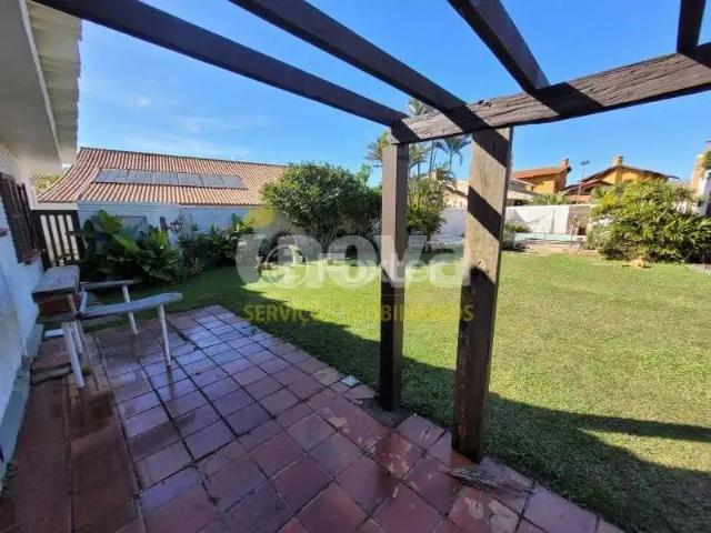 Casa / Sobrado para Venda em Imbé/RS Centro 3 Quartos