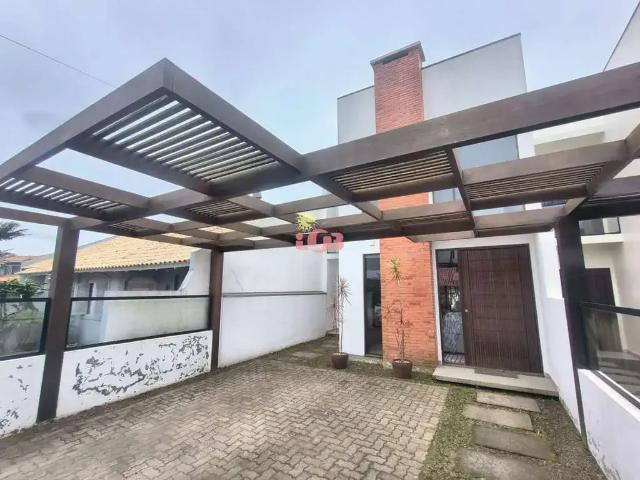 Casa / Sobrado para Venda em Imbé/RS Centro 3 Quartos