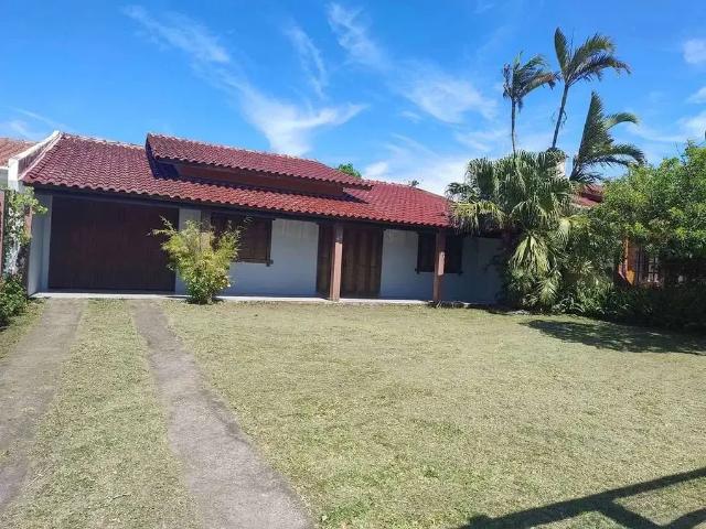 Casa / Sobrado para Venda em Imbé/RS Centro 3 Quartos