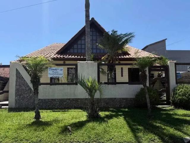 Casa / Sobrado para Venda em Imbé/RS Centro 3 Quartos