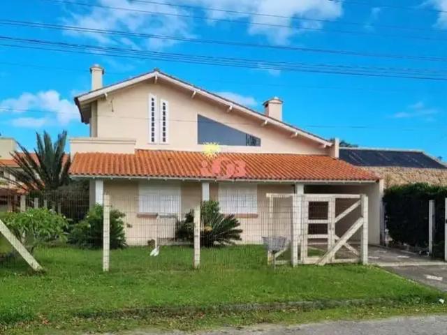 Casa / Sobrado para Venda em Imbé/RS Centro 3 Quartos