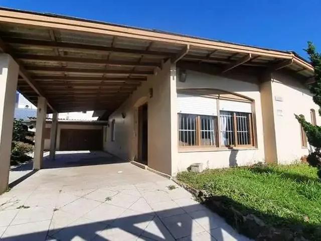 Casa / Sobrado para Venda em Imbé/RS Centro 3 Quartos