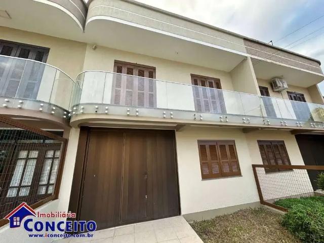 Casa / Sobrado para Venda em Imbé/RS Centro 3 Quartos
