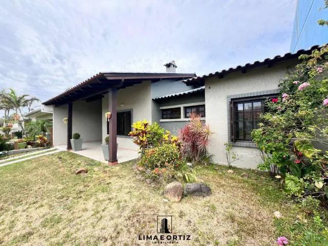 Casa / Sobrado para Venda em Imbé/RS Centro 3 Quartos