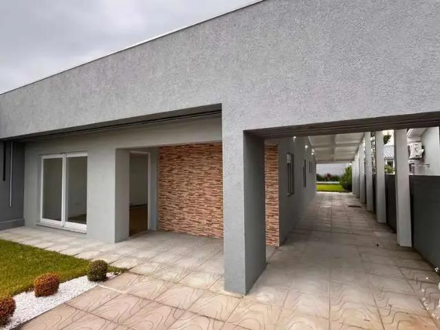 Casa / Sobrado para Venda em Imbé/RS Centro 4 Quartos