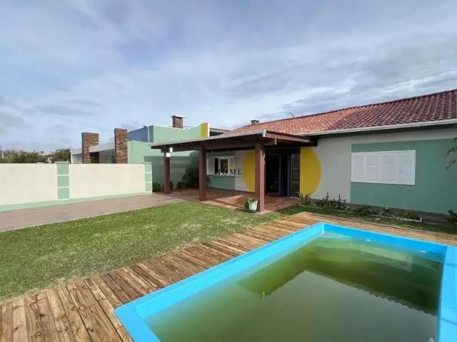 Casa / Sobrado para Venda em Imbé/RS Centro 4 Quartos
