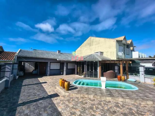 Casa / Sobrado para Venda em Imbé/RS Centro 5 Quartos
