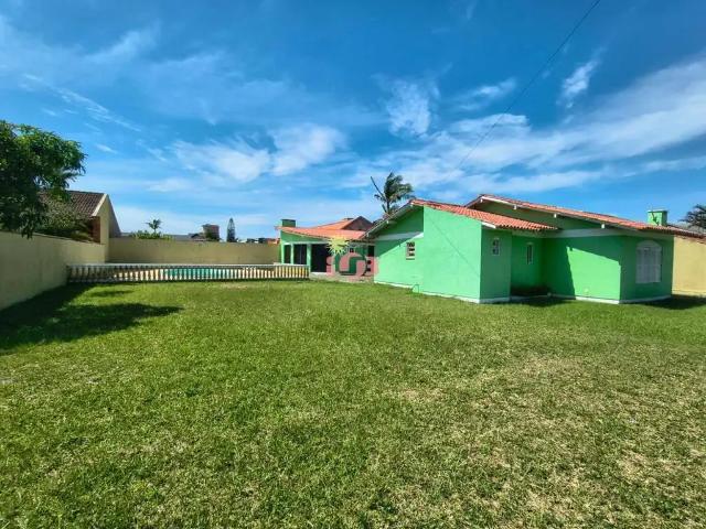 Casa / Sobrado para Venda em Imbé/RS Centro 5 Quartos