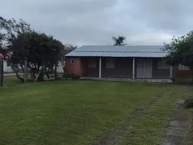 Casa / Sobrado para Venda em Imbé/RS Centro 6 Quartos