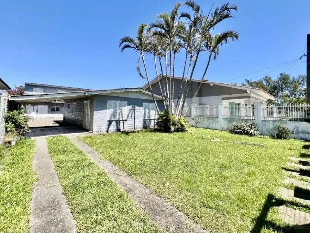 Casa / Sobrado para Venda em Imbé/RS Centro 6 Quartos