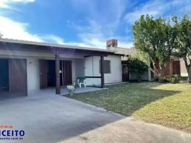 Casa / Sobrado para Venda em Imbé/RS Balneário Harmonia 4 Quartos