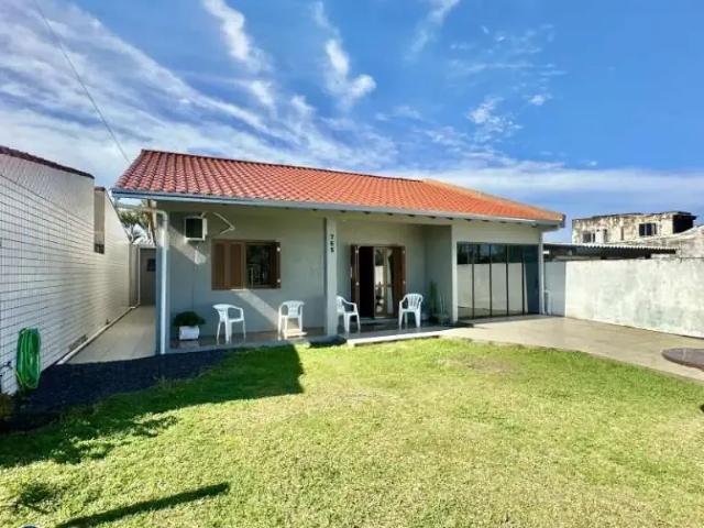 Casa / Sobrado para Venda em Imbé/RS Ipiranga 3 Quartos