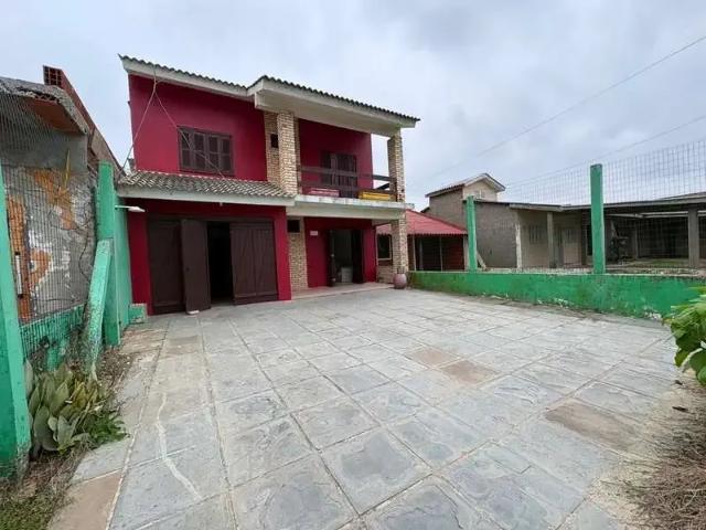 Casa / Sobrado para Venda em Imbé/RS Ipiranga 4 Quartos