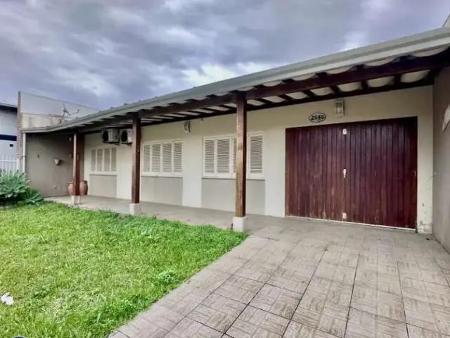 Casa / Sobrado para Venda em Imbé/RS Mariluz Distrito 4 Quartos