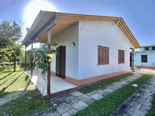 Casa / Sobrado para Venda em Imbé/RS Mariluz Distrito 5 Quartos