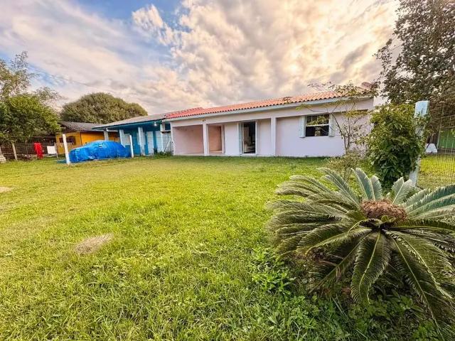 Casa / Sobrado para Venda em Imbé/RS Mariluz Distrito 2 Quartos