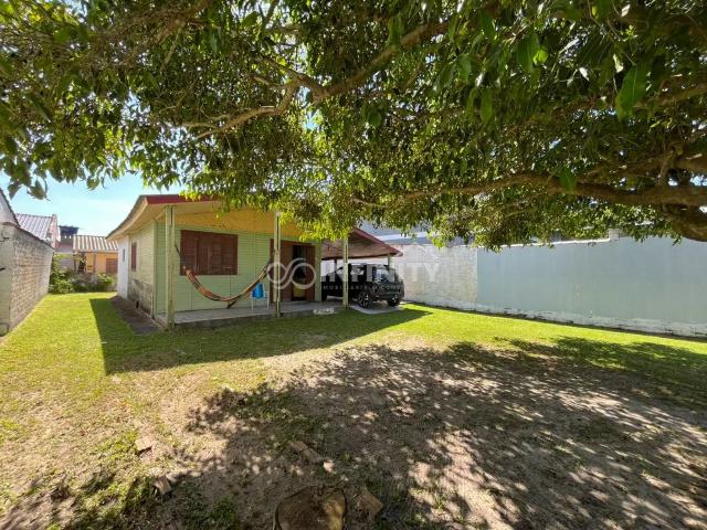 Casa / Sobrado para Venda em Imbé/RS Mariluz Distrito 2 Quartos