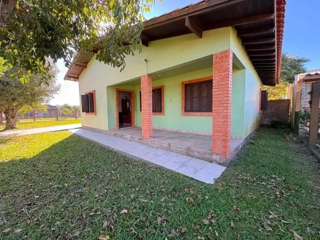 Casa / Sobrado para Venda em Imbé/RS Mariluz Distrito 3 Quartos