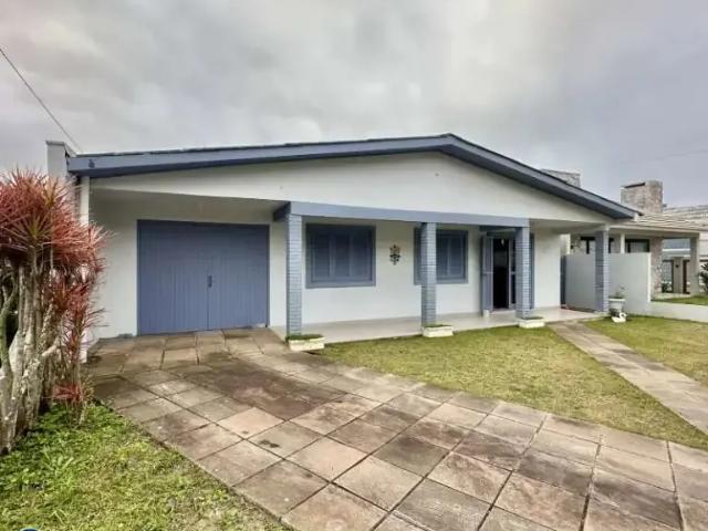 Casa / Sobrado para Venda em Imbé/RS Mariluz Norte 3 Quartos
