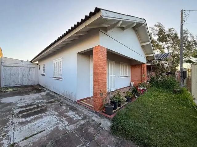 Casa / Sobrado para Venda em Imbé/RS Santa Terezinha Distrito 3 Quartos