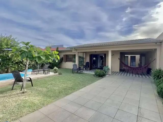 Casa / Sobrado para Venda em Imbé/RS Presidente Distrito 2 Quartos