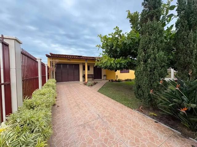 Casa / Sobrado para Venda em Imbé/RS Presidente Distrito 3 Quartos