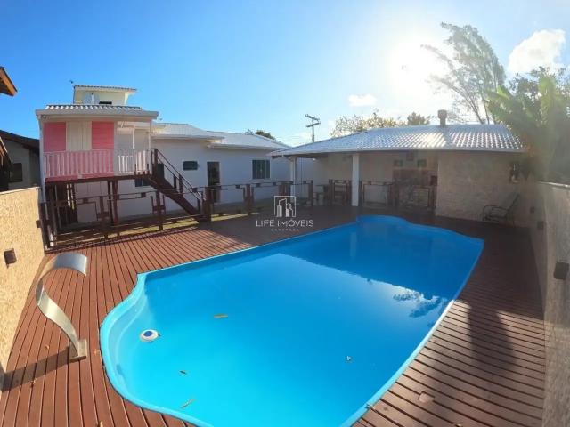 Casa / Sobrado para Venda em Imbituba/SC Alto Arroio 3 Quartos