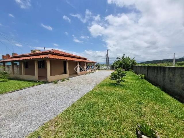 Casa / Sobrado para Venda em Imbituba/SC Araçatuba 2 Quartos