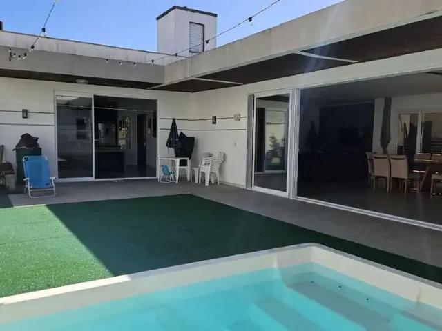 Casa / Sobrado para Venda em Imbituba/SC Centro 3 Quartos