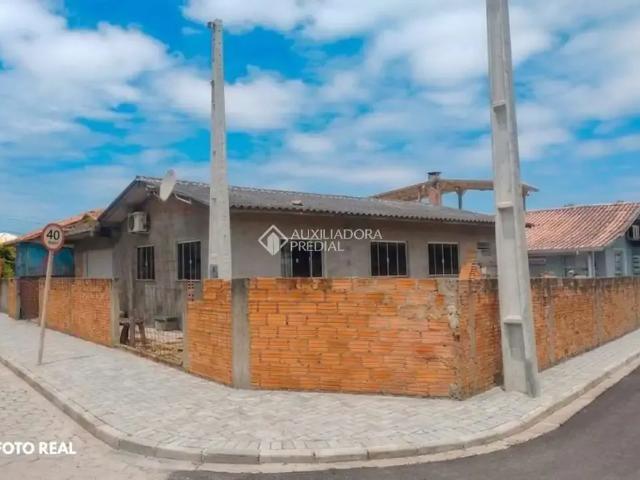 Casa / Sobrado para Venda em Imbituba/SC Guaiuba 3 Quartos