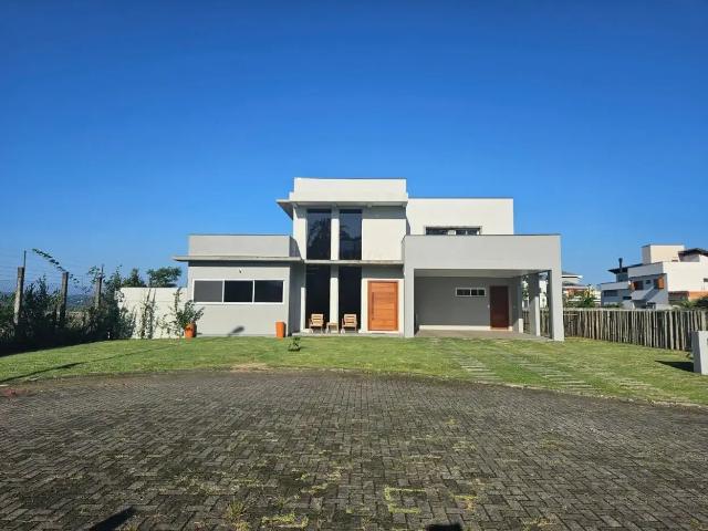 Casa / Sobrado para Venda em Imbituba/SC Ibiraquera 4 Quartos