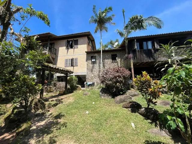 Casa / Sobrado para Venda em Imbituba/SC Ibiraquera 6 Quartos