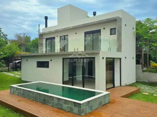 Casa / Sobrado para Venda em Imbituba/SC Praia do Rosa 3 Quartos
