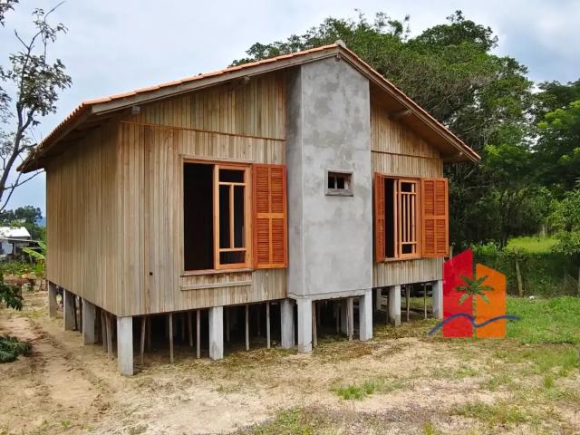 Casa / Sobrado para Venda em Imbituba/SC Sambaqui