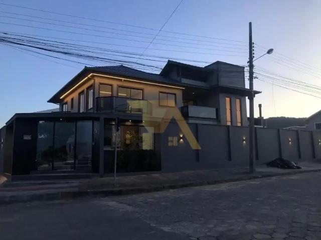 Casa / Sobrado para Venda em Imbituba/SC Village 4 Quartos
