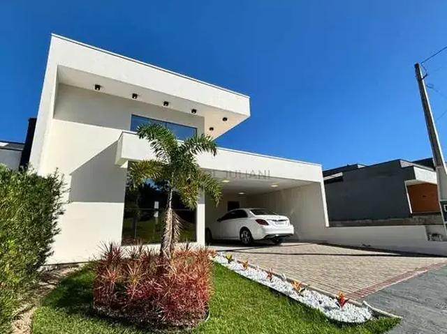Casa / Sobrado para Venda em Indaiatuba/SP Colinas de Indaiatuba 3 Quartos