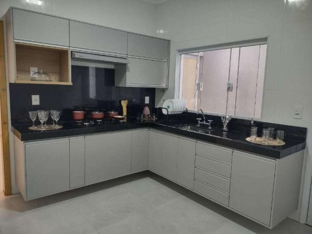 Casa / Sobrado para Venda em Indaiatuba/SP Centro 3 Quartos