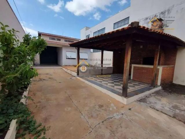Casa / Sobrado para Venda em Indaiatuba/SP Centro 4 Quartos