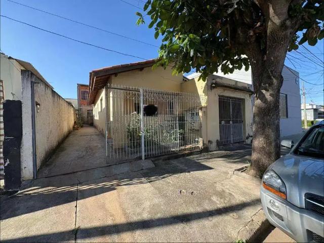 Casa / Sobrado para Venda em Indaiatuba/SP Centro 5 Quartos