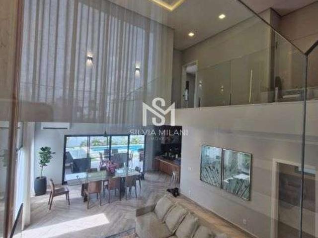Casa / Sobrado para Venda em Indaiatuba/SP Vila Borghese 4 Quartos