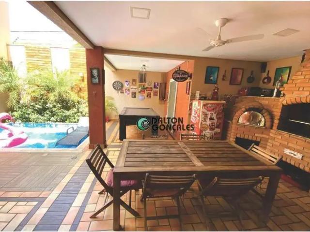 Casa / Sobrado para Venda em Indaiatuba/SP Chácara do Trevo 3 Quartos