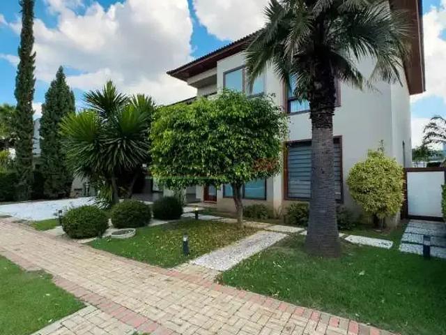 Casa / Sobrado para Venda em Indaiatuba/SP Jardim Maison Du Parc 4 Quartos