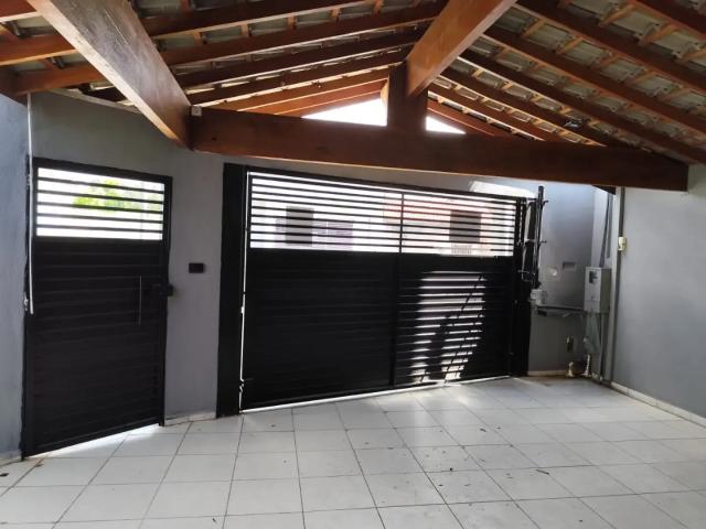 Casa / Sobrado para Venda em Indaiatuba/SP Jardim dos Colibris 3 Quartos