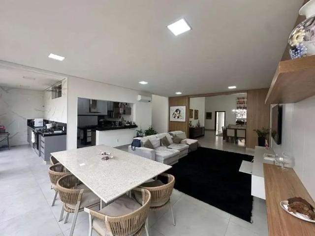 Casa / Sobrado para Venda em Indaiatuba/SP Jardim Esplanada 4 Quartos