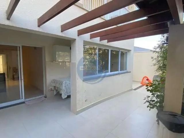 Casa / Sobrado para Venda em Indaiatuba/SP Jardim Esplanada II 4 Quartos
